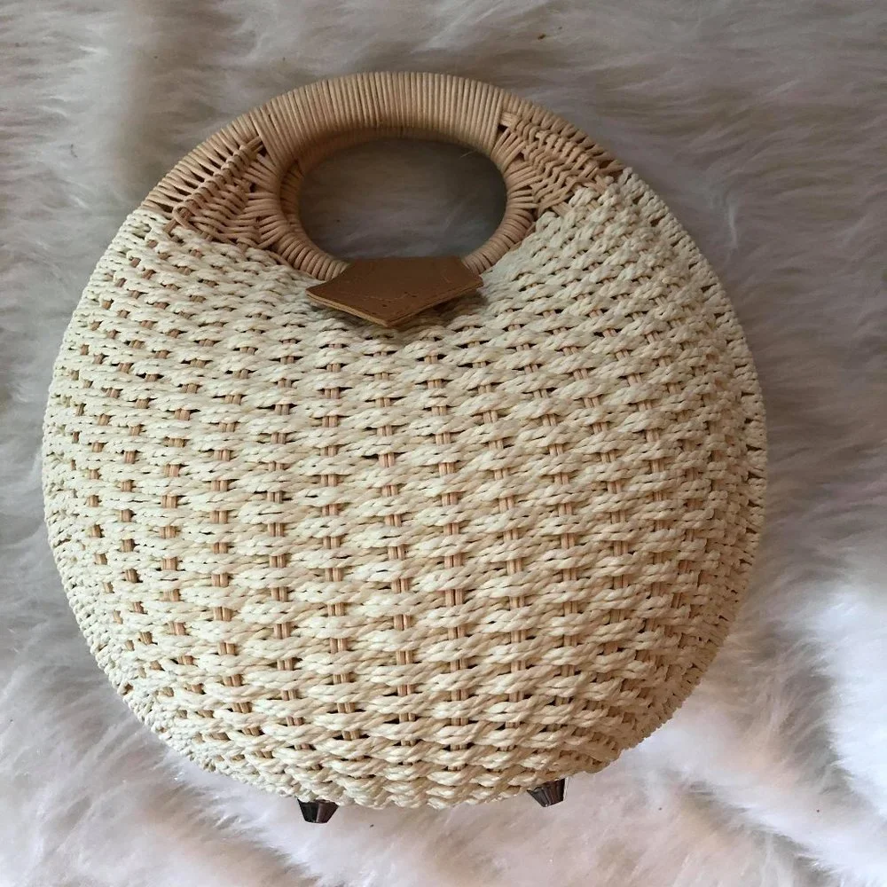 Lulus | Bags | Woven Bubble Type Hand Bag | Poshmark